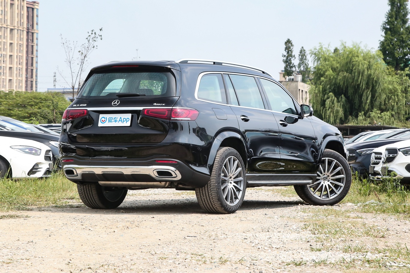 【奔驰GLS改款二 GLS 450 4MATIC 豪华型侧后45度车头向右水平图片-汽车图片大全】-易车