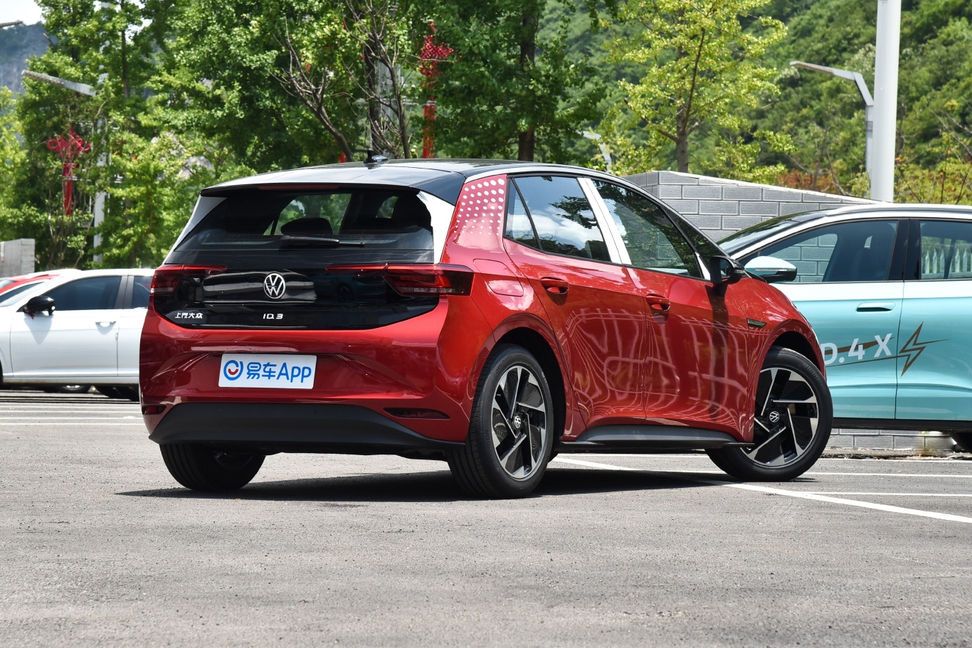 【大众ID.3升级款 450km 纯净智享版侧后45度车头向右水平图片-汽车图片大全】-易车