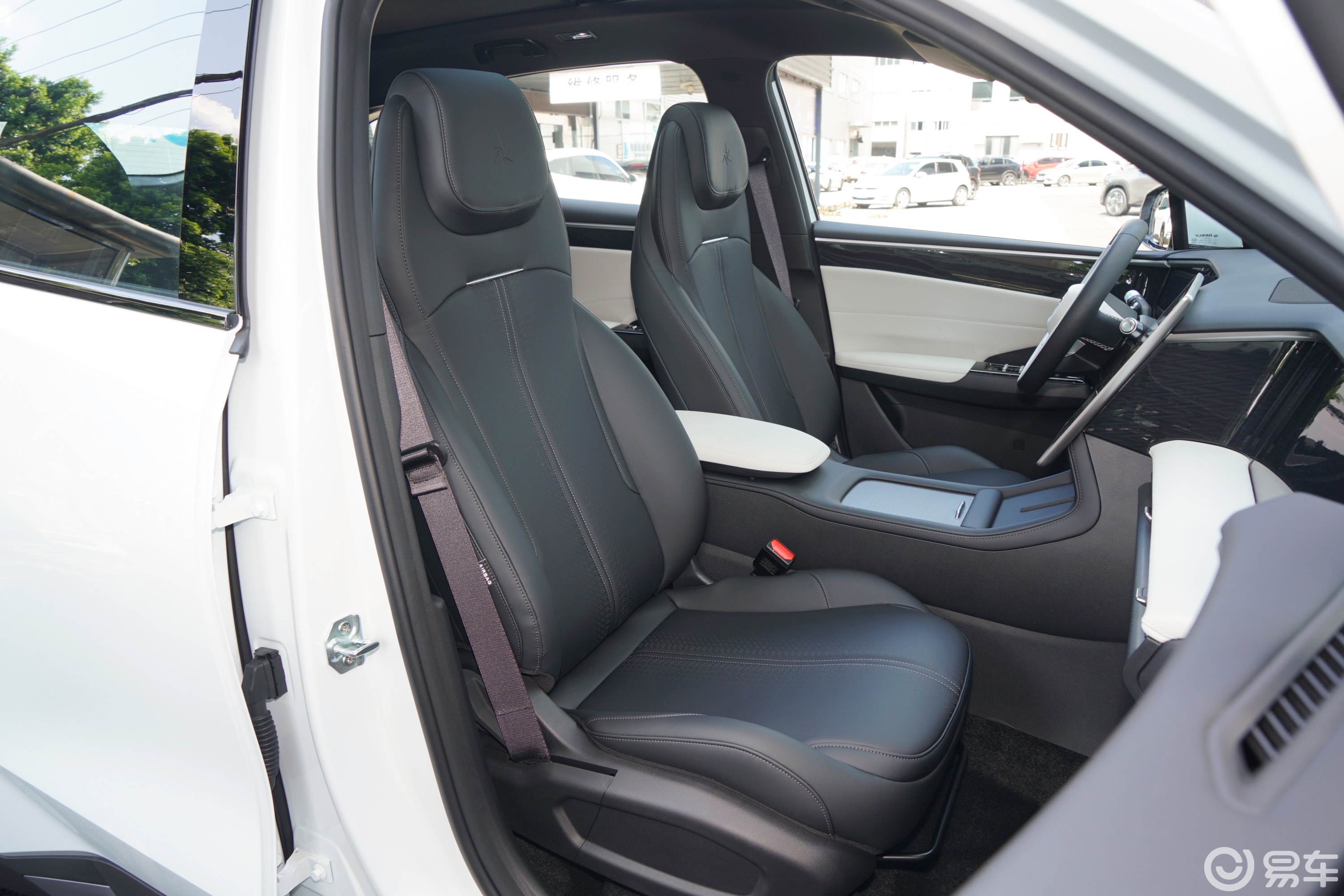 【银河L71.5T 55km AIR副驾驶座椅图片-汽车图片大全】-易车