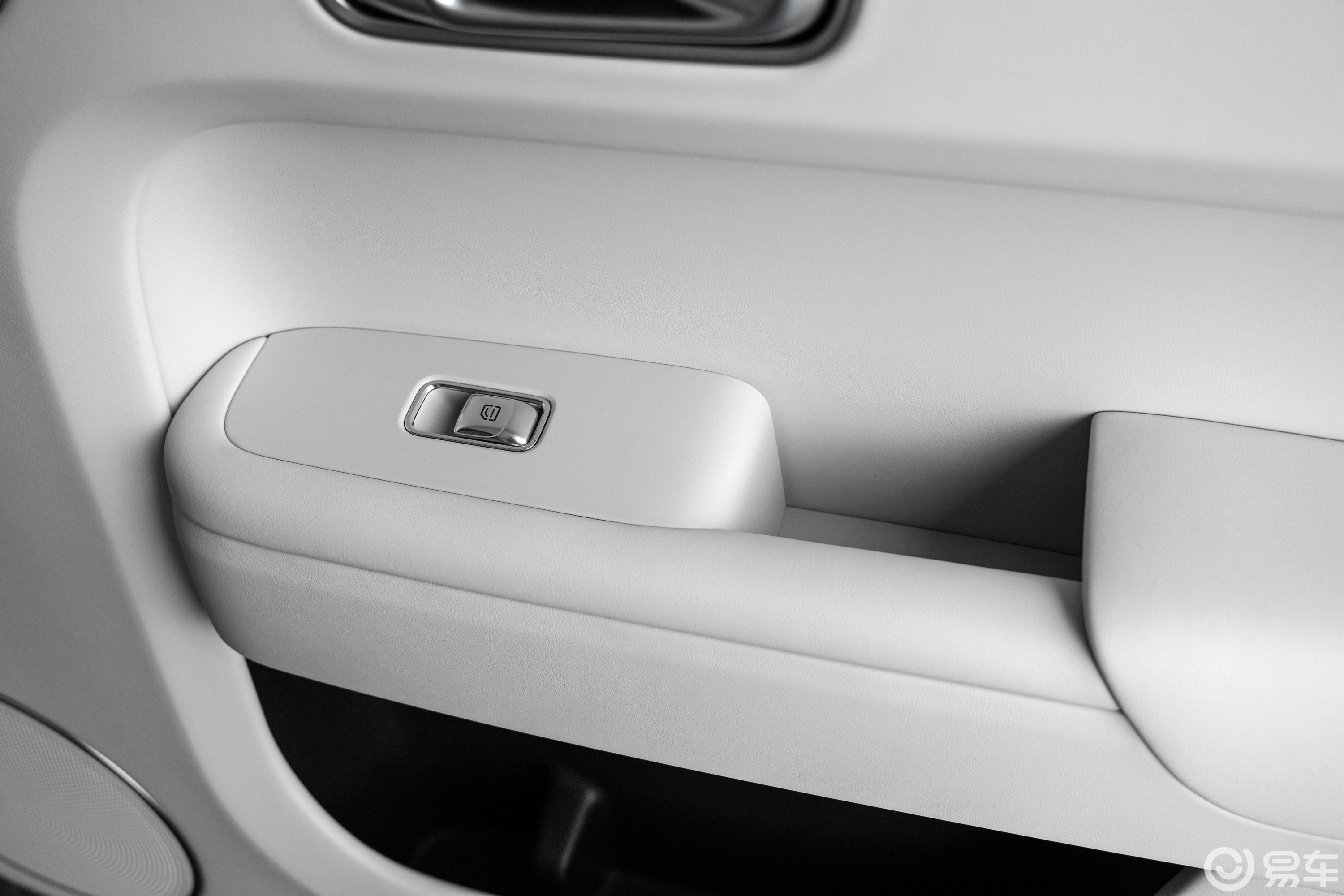 【理想L9L9 Pro版副驾驶位图片-汽车图片大全】-易车