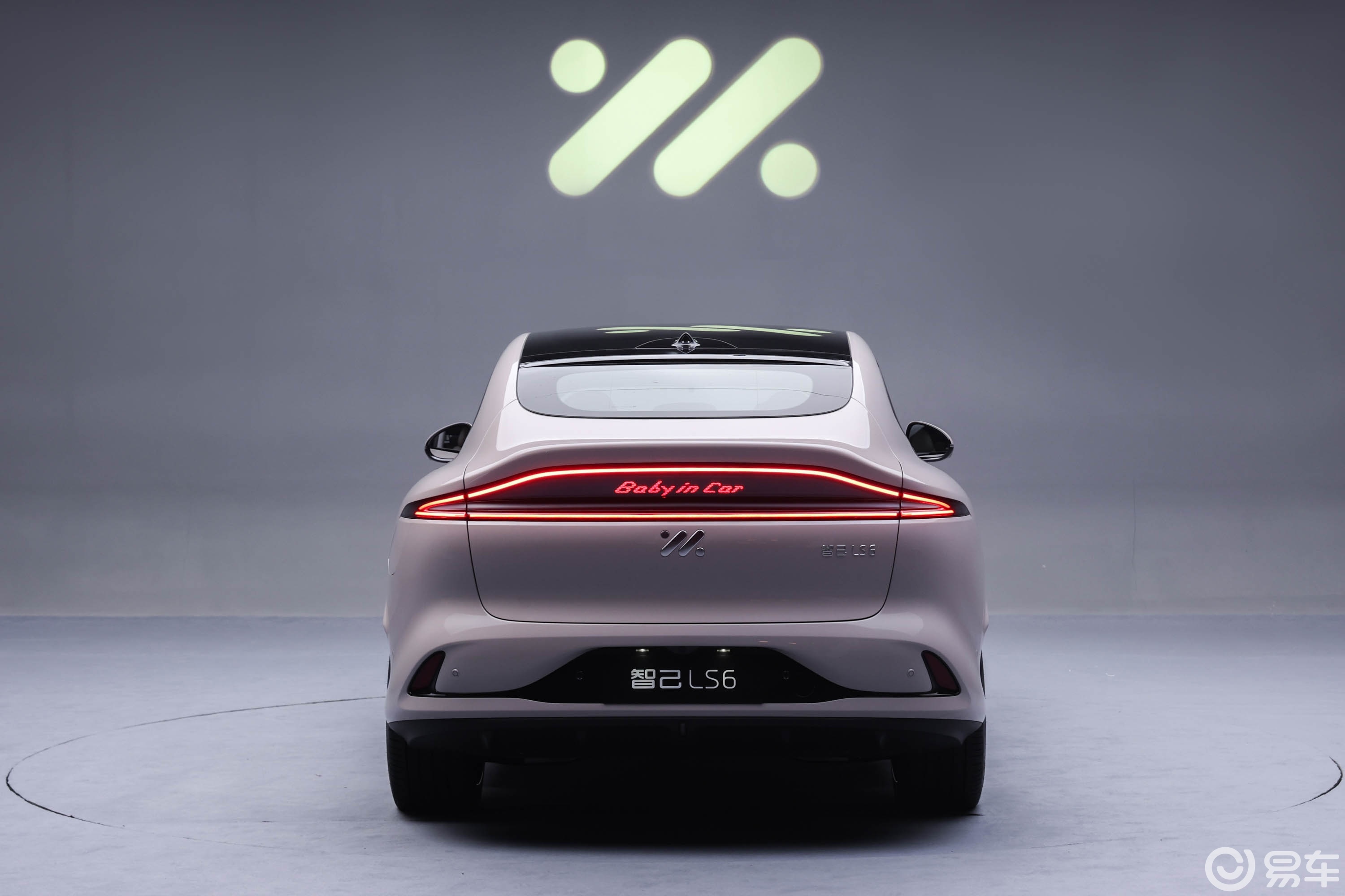 【智己LS6图片-汽车图片大全】-易车