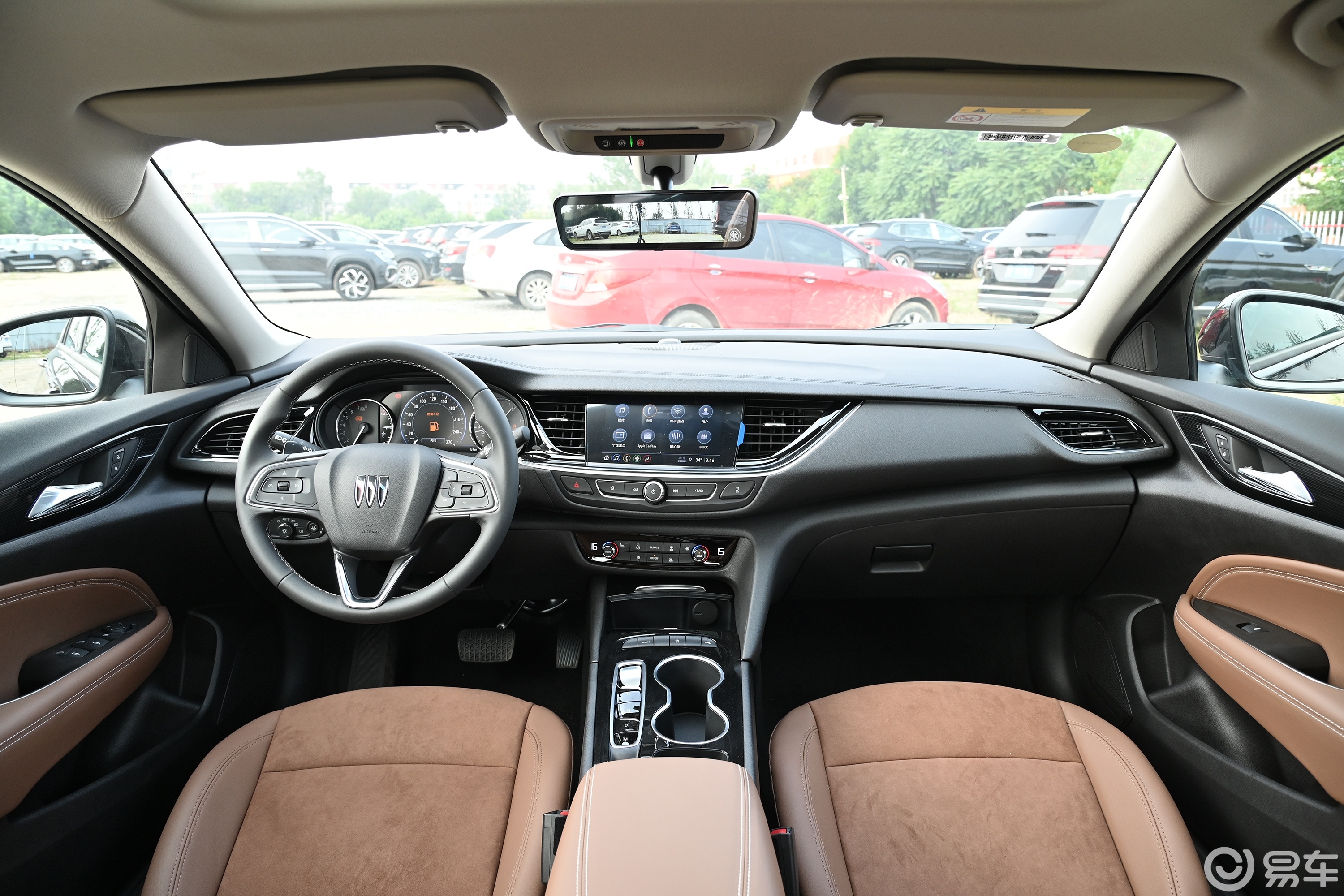 【君威28T 纵享版内饰全景正拍图片-汽车图片大全】-易车