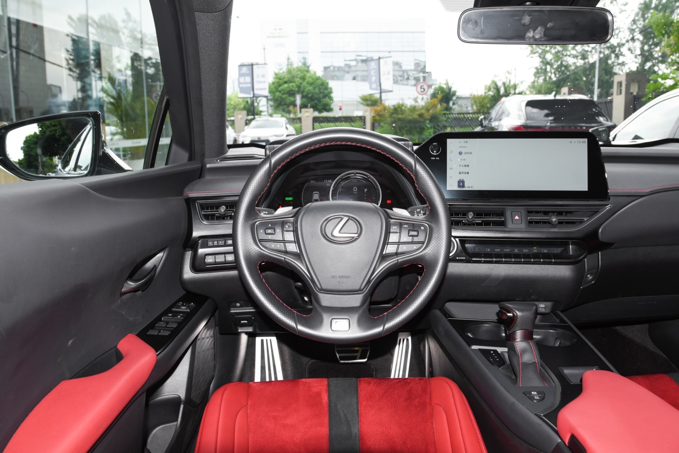 【雷克萨斯UX260h F SPORT版驾驶位区域图片-汽车图片大全】-易车