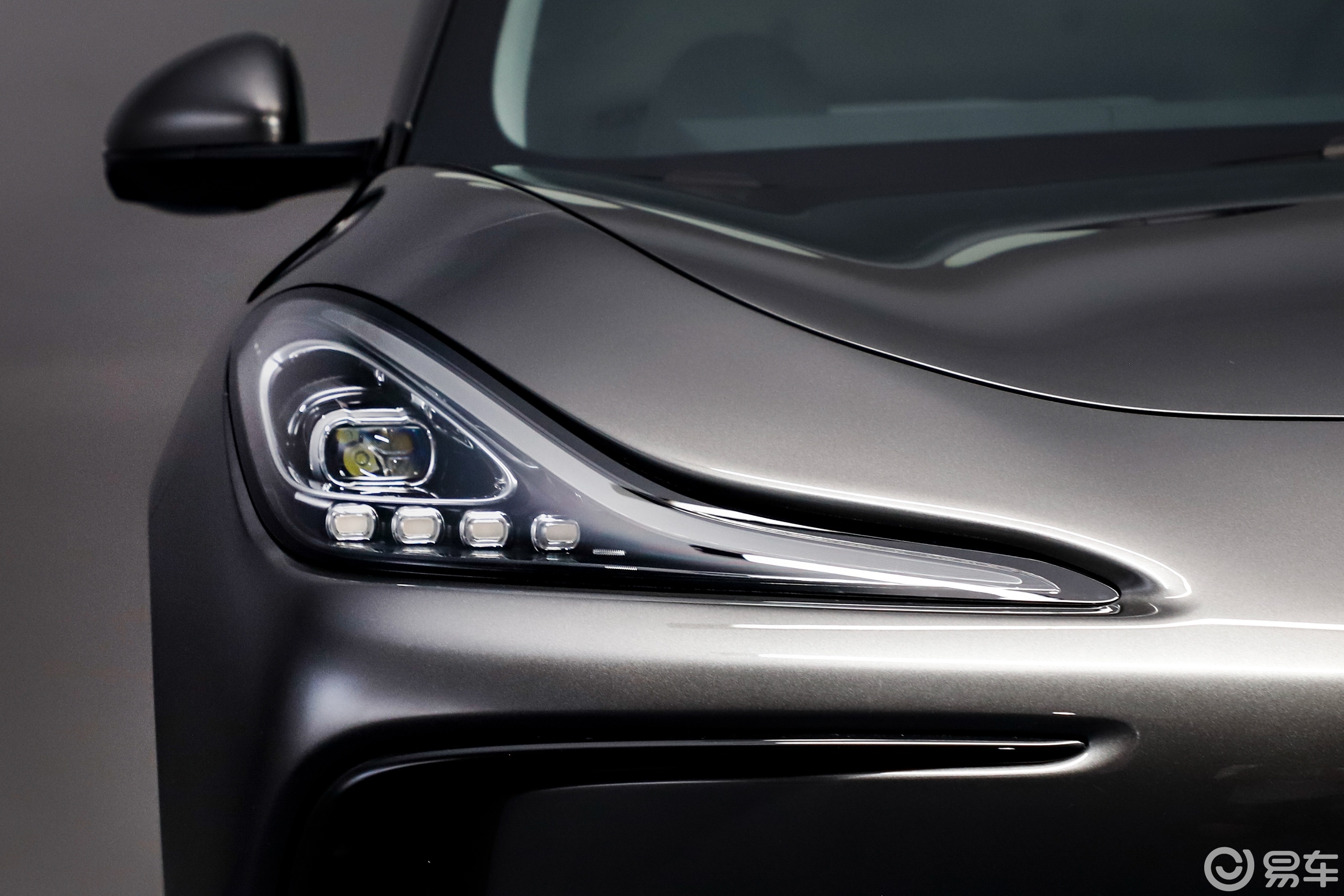 【智己LS6702km 四驱Max超强性能版外观灯组图片-汽车图片大全】-易车