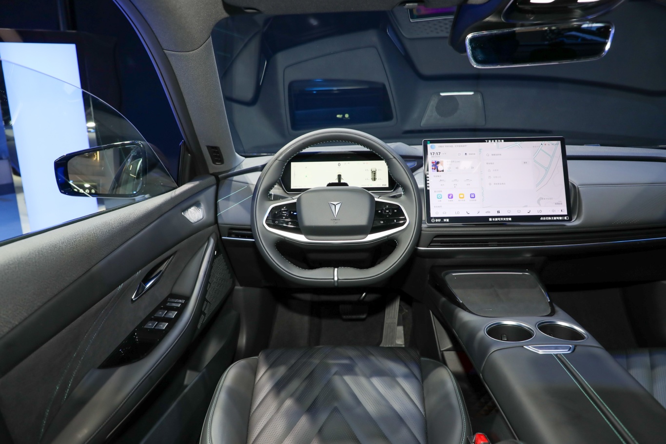 【深蓝SL03纯电版 705km Max内饰图片-汽车图片大全】-易车