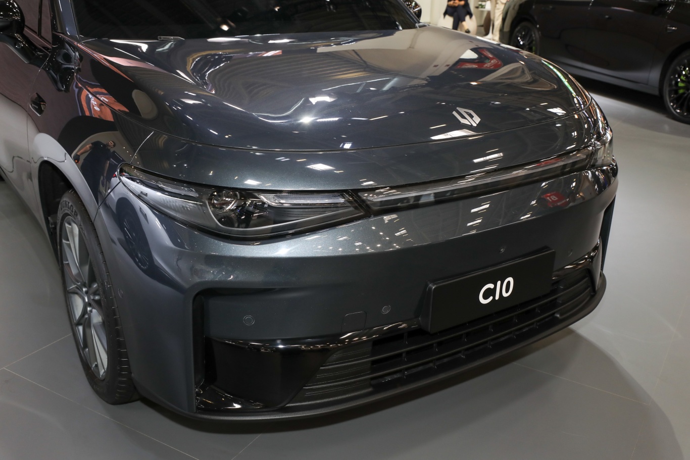 【零跑C10纯电版 530km 530激光雷达版外观图片-汽车图片大全】-易车