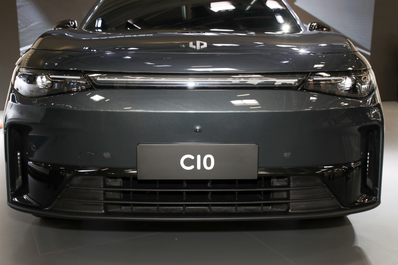 【零跑C10纯电版 530km 530激光雷达版外观图片-汽车图片大全】-易车