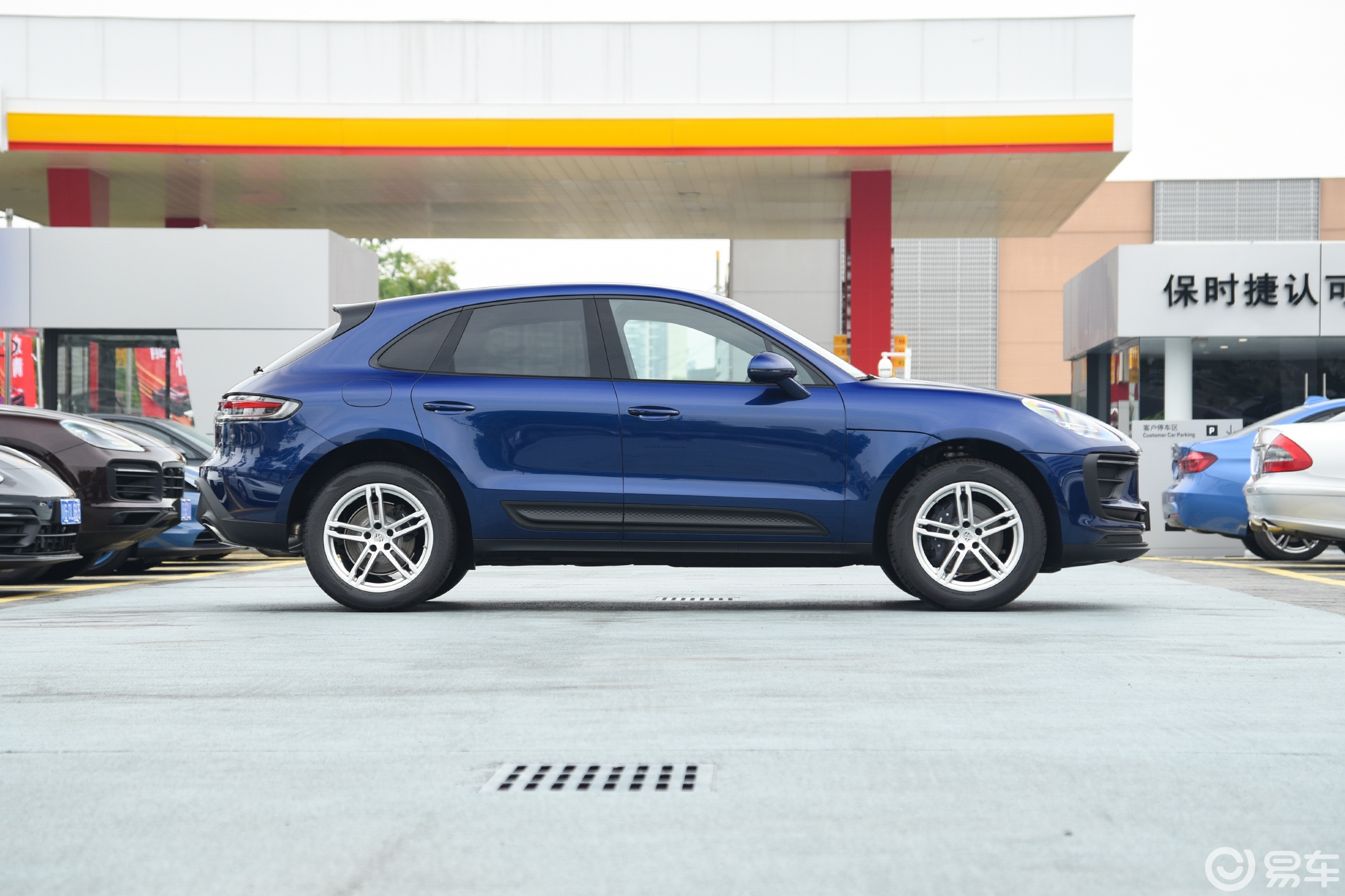 【MacanMacan 2.0T正侧车头向右水平图片-汽车图片大全】-易车