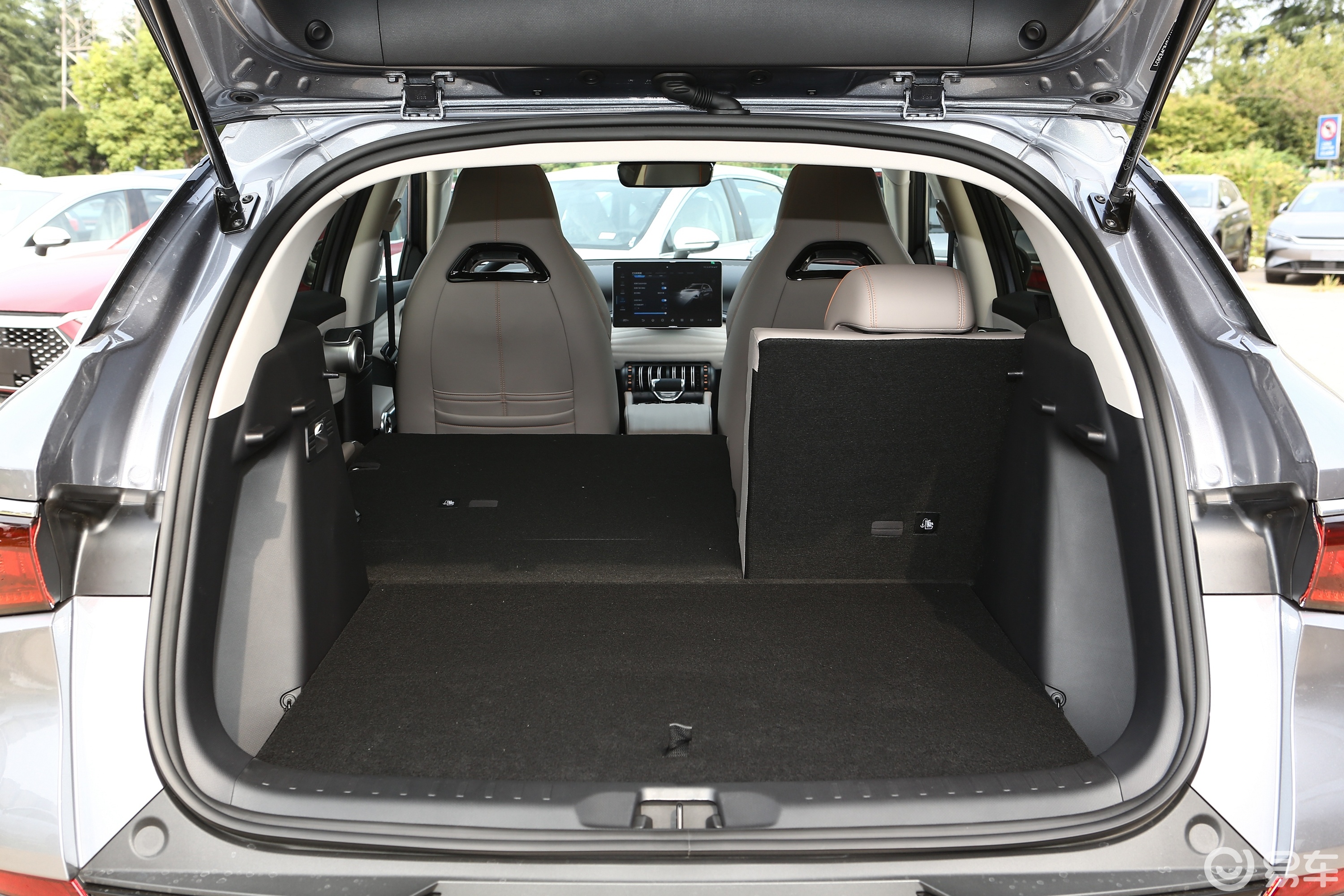 【元PLUS冠军版 510km 超越型后备厢图片-汽车图片大全】-易车