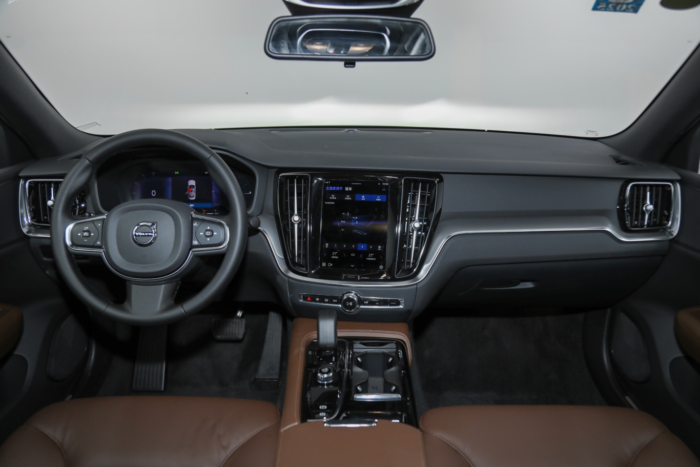 【沃尔沃S60 插电混动2.0T 84km 四驱智逸豪华版中控台整体图片-汽车图片大全】-易车