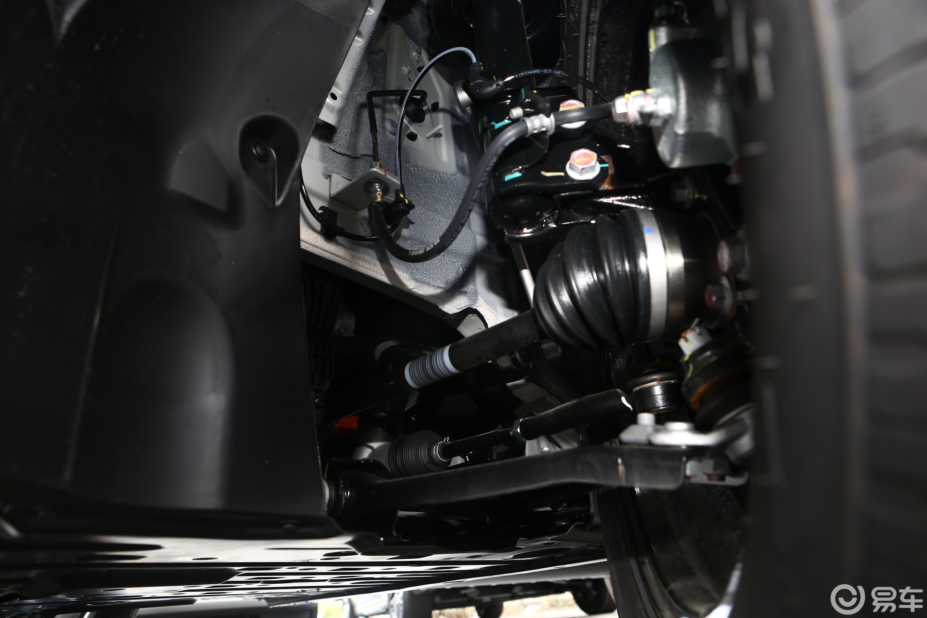 【元PLUS冠军版 430km 领先型左侧前悬挂图片-汽车图片大全】-易车