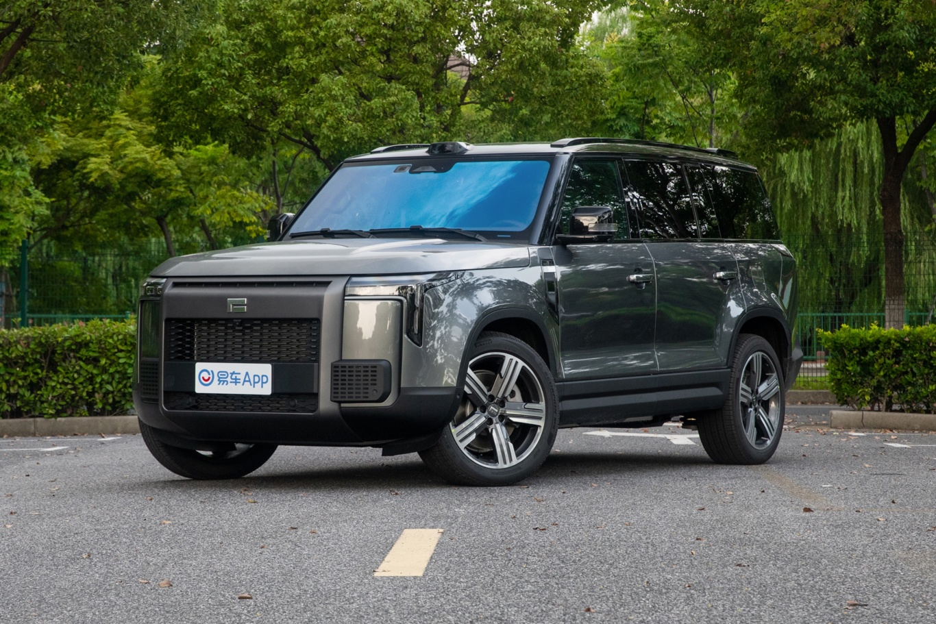 【极石011.5T 235km 尊享版 6座侧前45度车头向左水平图片-汽车图片大全】-易车