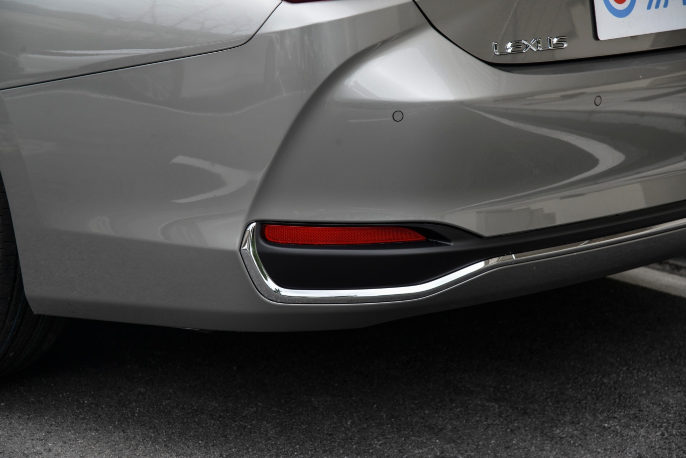 【雷克萨斯ES260 尊享版外观细节图片-汽车图片大全】-易车