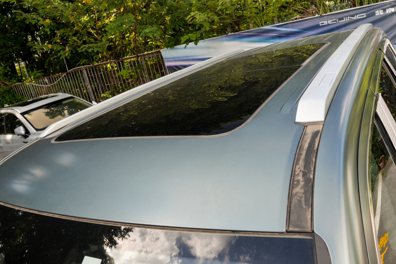 【北京越野BJ602.0T 十一版 7座 汽油天窗图片-汽车图片大全】-易车