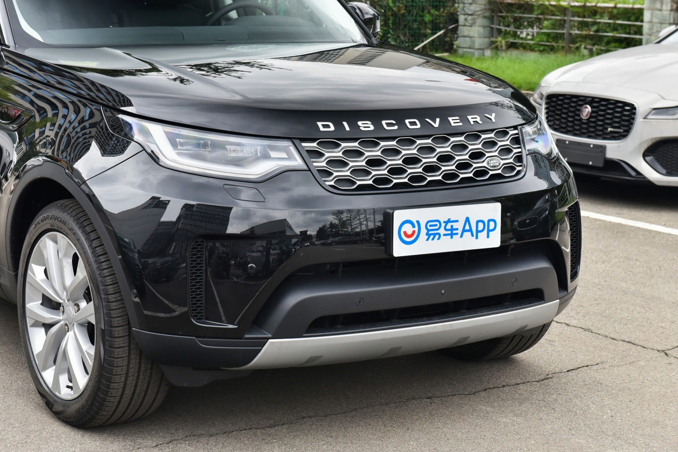 【发现3.0T 360PS S前格栅侧俯拍图片-汽车图片大全】-易车