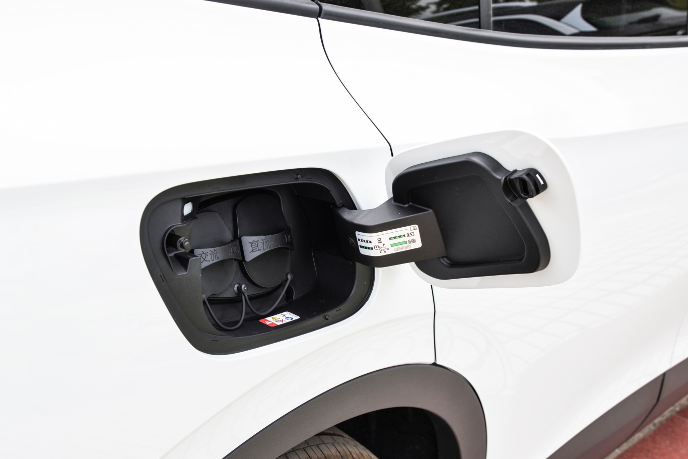 【ID.4 CROZZ442km 后驱纯享限量版动力底盘图片-汽车图片大全】-易车