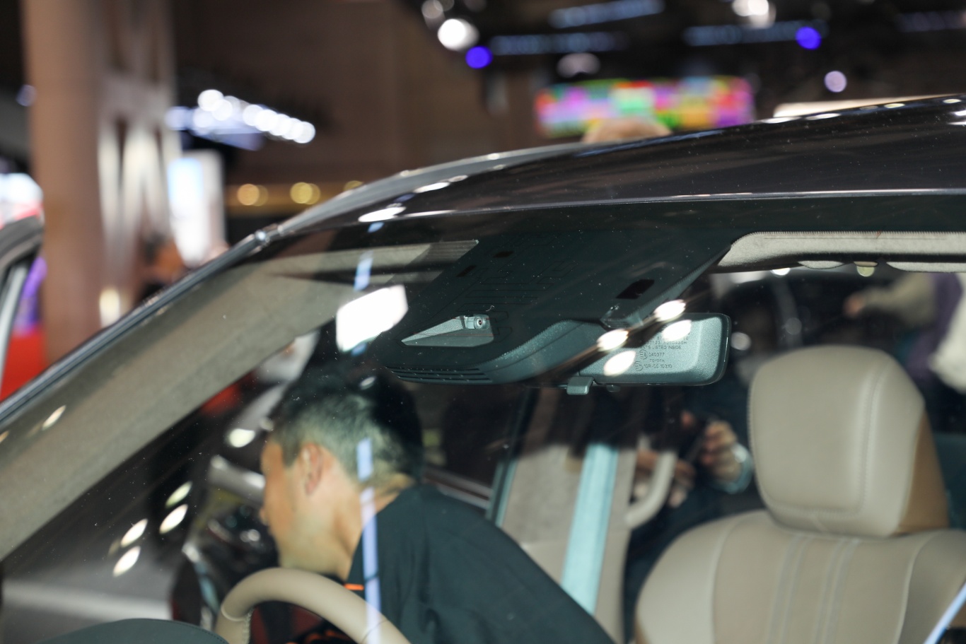 【世极3.5L 57km PHEV外观图片-汽车图片大全】-易车