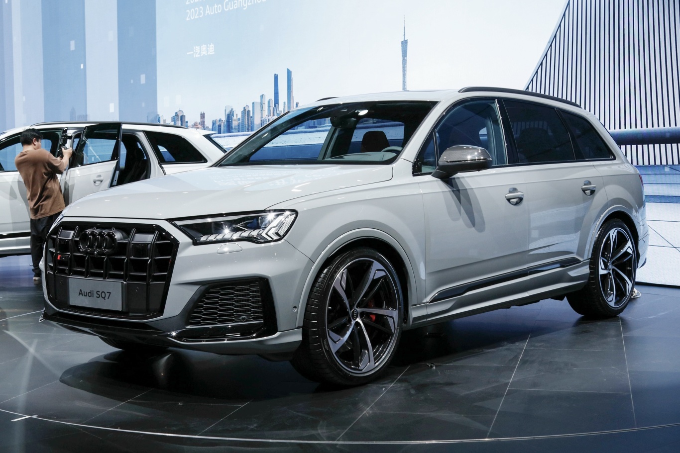 【奥迪SQ7图片-汽车图片大全】-易车