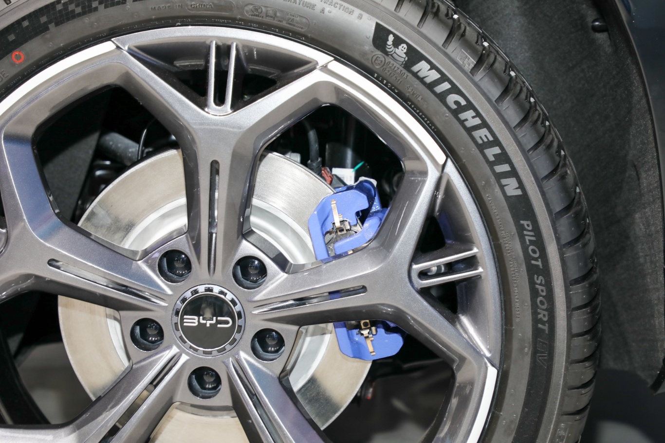 【海狮07EV550km 四驱550智航版外观图片-汽车图片大全】-易车