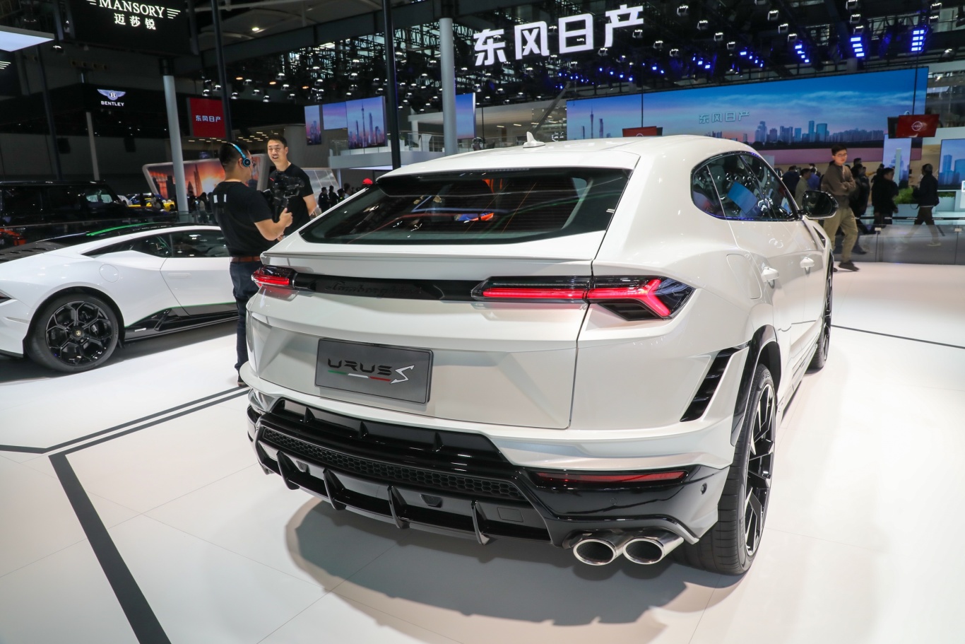 【Urus4.0T V8 S外观图片-汽车图片大全】-易车