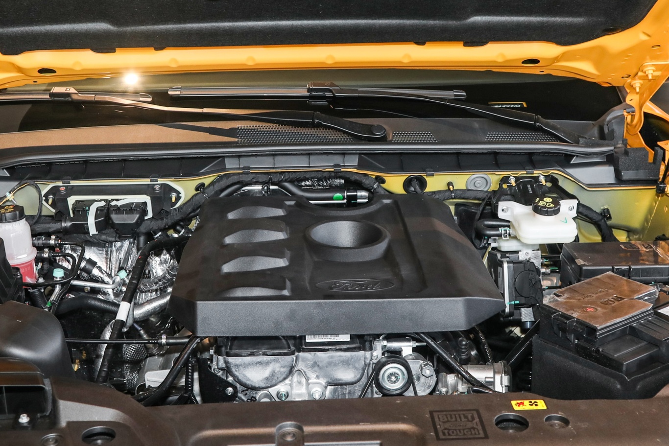 【游骑侠Ranger2.3T 自动四驱野地版 汽油发动机特写图片-汽车图片大全】-易车