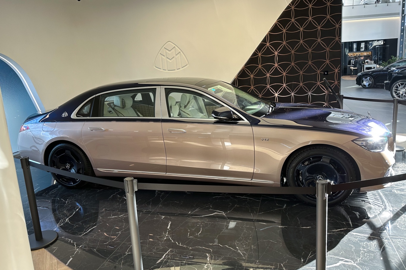【迈巴赫S级S 680 4MATIC Haute Voiture限量高定版外观图片-汽车图片大全】-易车