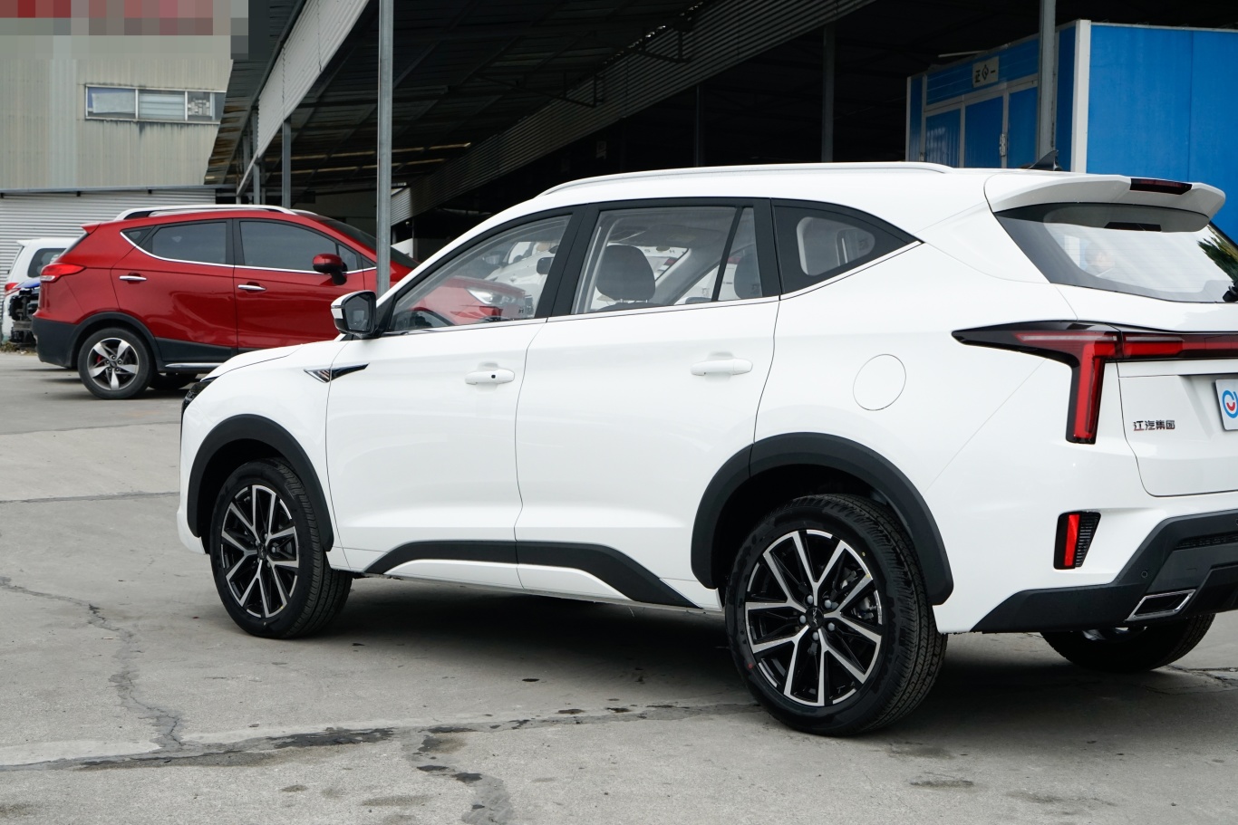 【江淮X8 PLUS1.5T 双离合智享版 7座外观细节图片-汽车图片大全】-易车