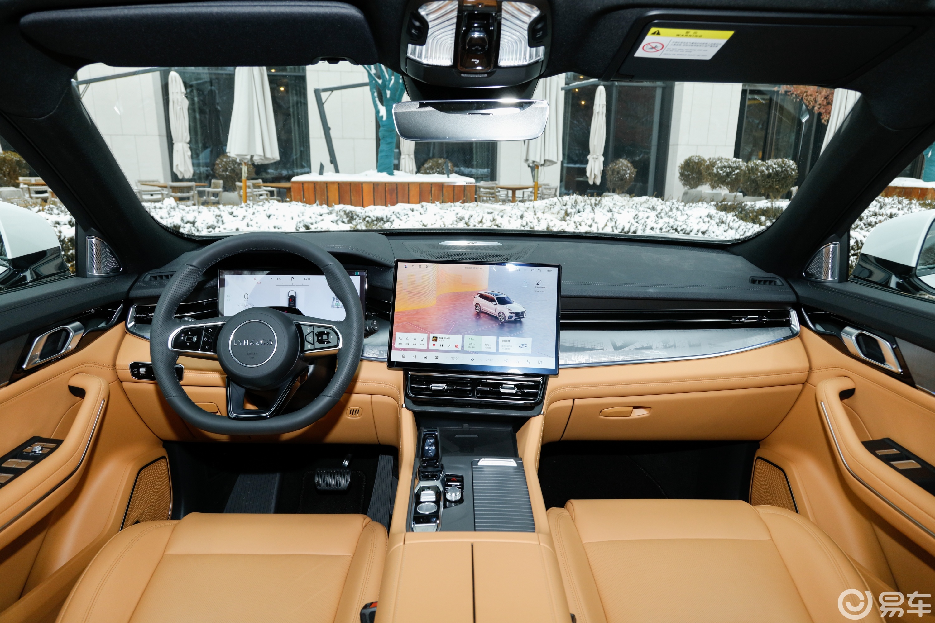 【领克09 PHEVEM-P 2.0T 190km Ultra 6座内饰全景正拍图片-汽车图片大全】-易车