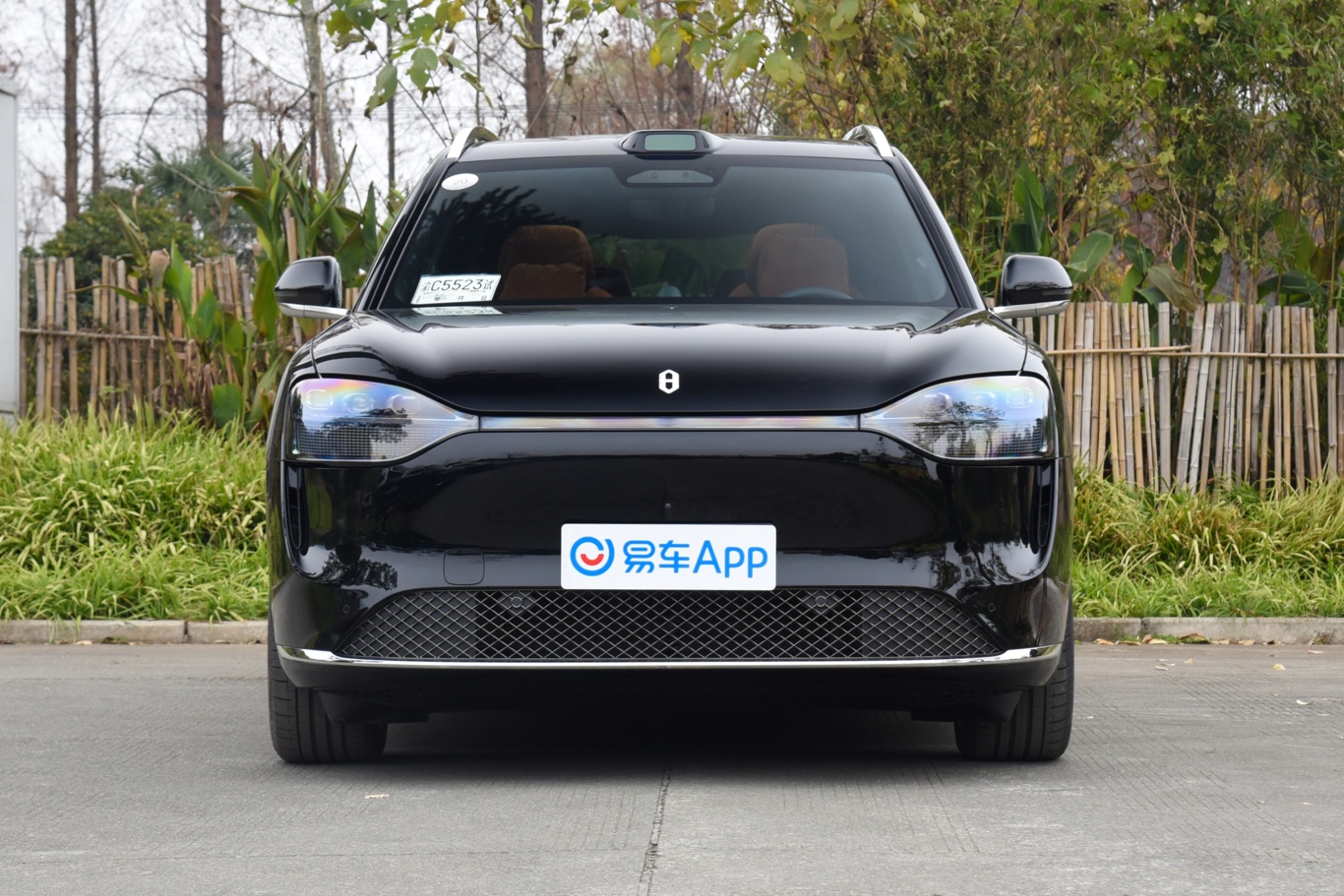 【问界M9纯电版 630km Ultra 6座正前水平图片-汽车图片大全】-易车