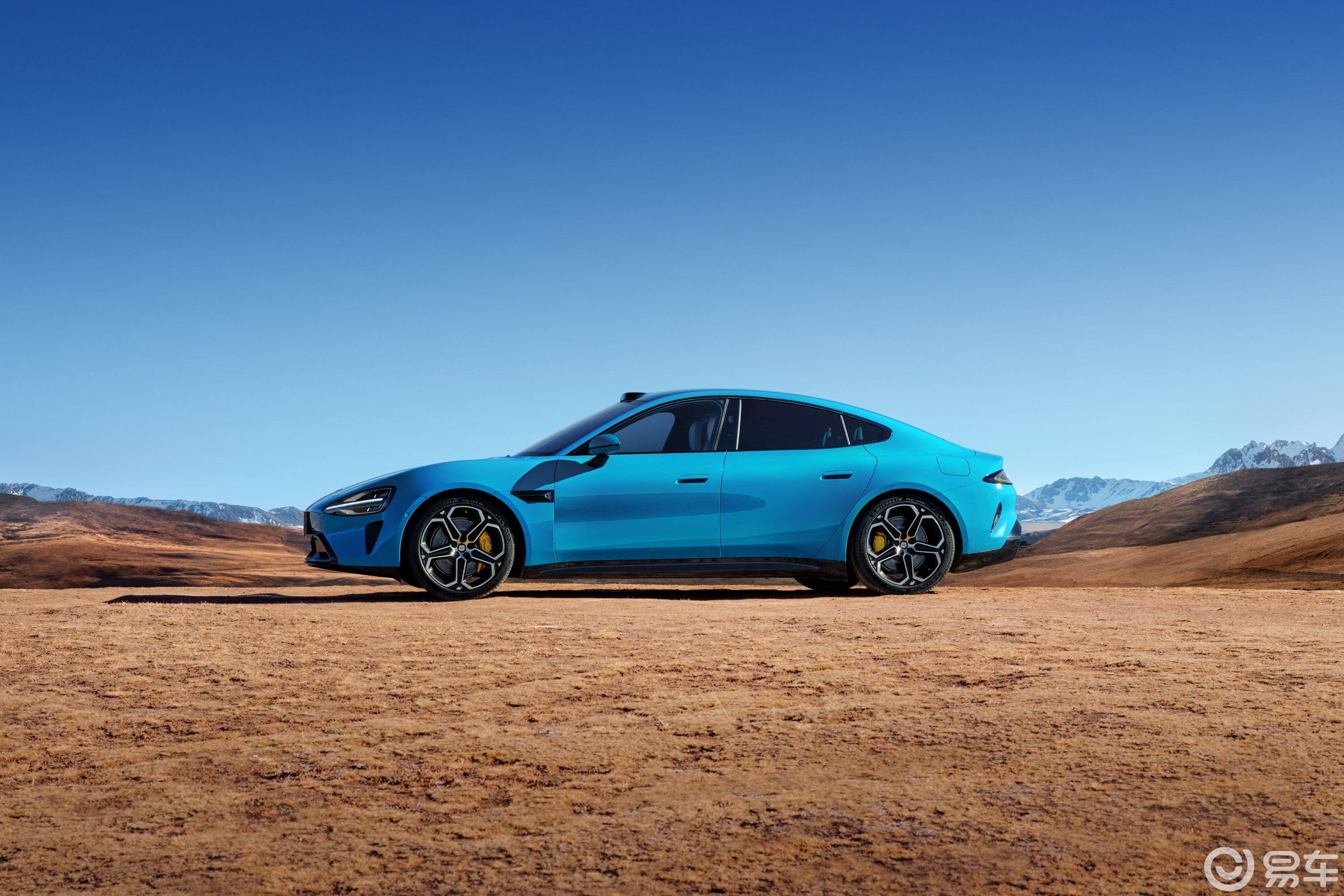 【小米SU7图片-汽车图片大全】-易车