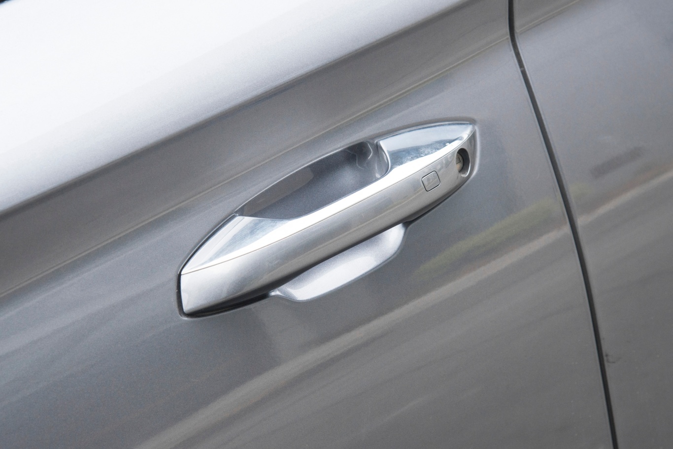 【宋PLUS新能源DM-i 荣耀版 1.5L 110km 旗舰PLUS驾驶员侧前门把手图片-汽车图片大全】-易车