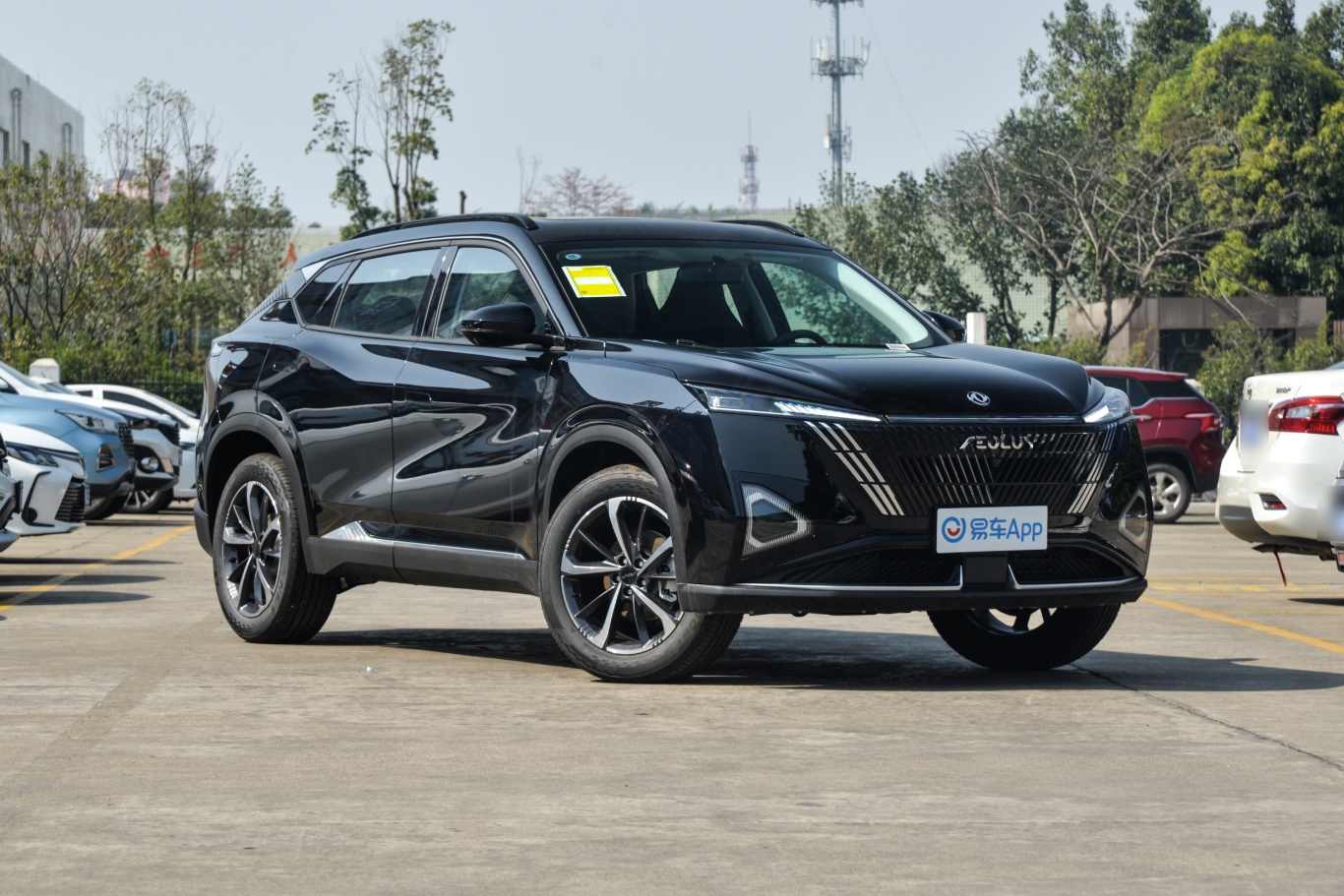 【皓瀚DH-i 荣耀版 1.5T 豪华版侧前45度车头向右水平图片-汽车图片大全】-易车