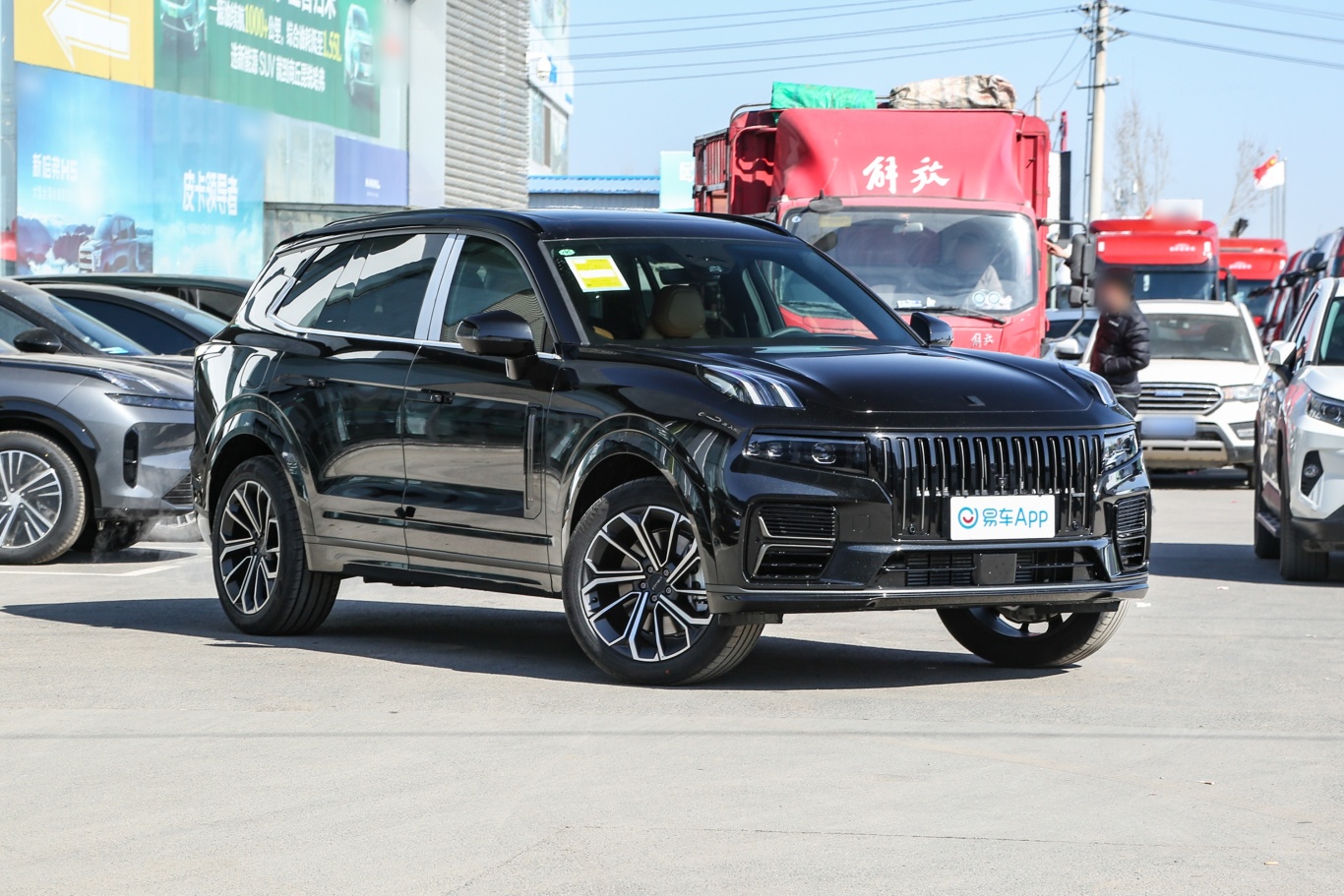 【领克09 EM-PEM-P 2.0T 190km Pro 7座侧前45度车头向右水平图片-汽车图片大全】-易车