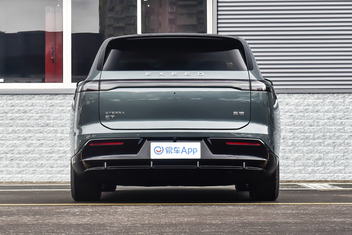 【星纪元 ET纯电版 540km 四驱Pro正后水平图片-汽车图片大全】-易车