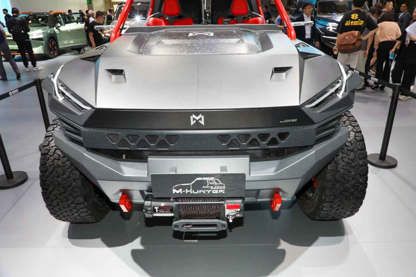 【猛士M-HUNTER 狩猎者图片-汽车图片大全】-易车