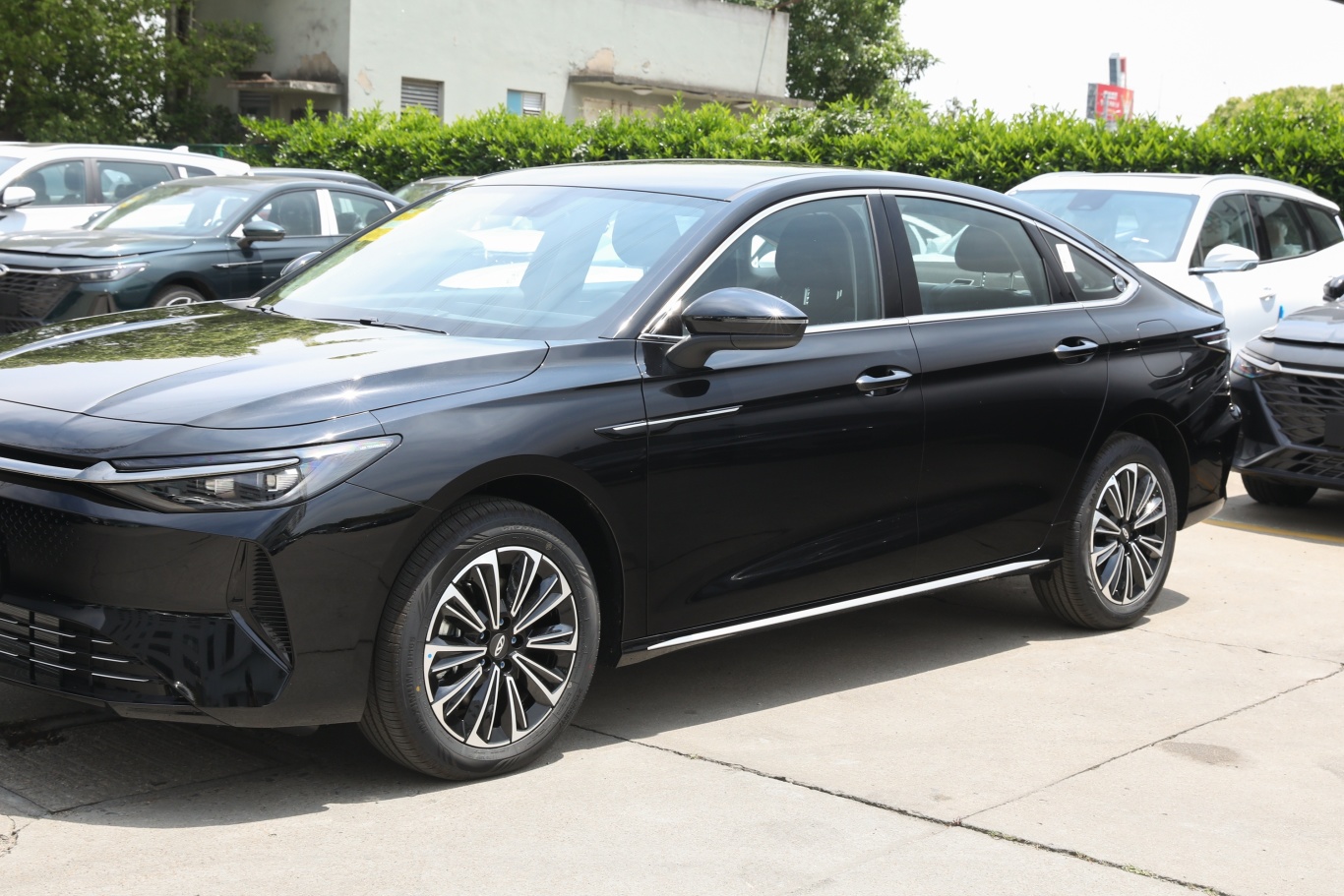 【风云A8远航版 1.5T 127km 标准型外观细节图片-汽车图片大全】-易车