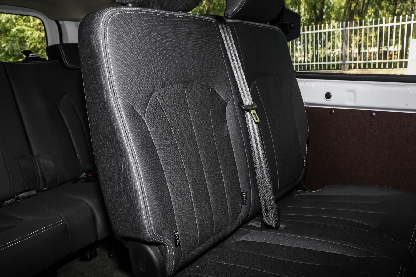 【锐胜王牌M72.0L 手动长轴舒适型 7座 CNG后排空间图片-汽车图片大全】-易车