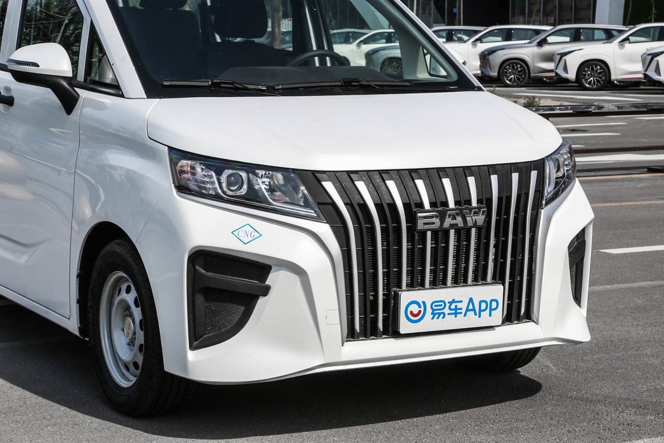 【锐胜王牌M72.0L 手动长轴舒适型 7座 CNG前格栅侧俯拍图片-汽车图片大全】-易车