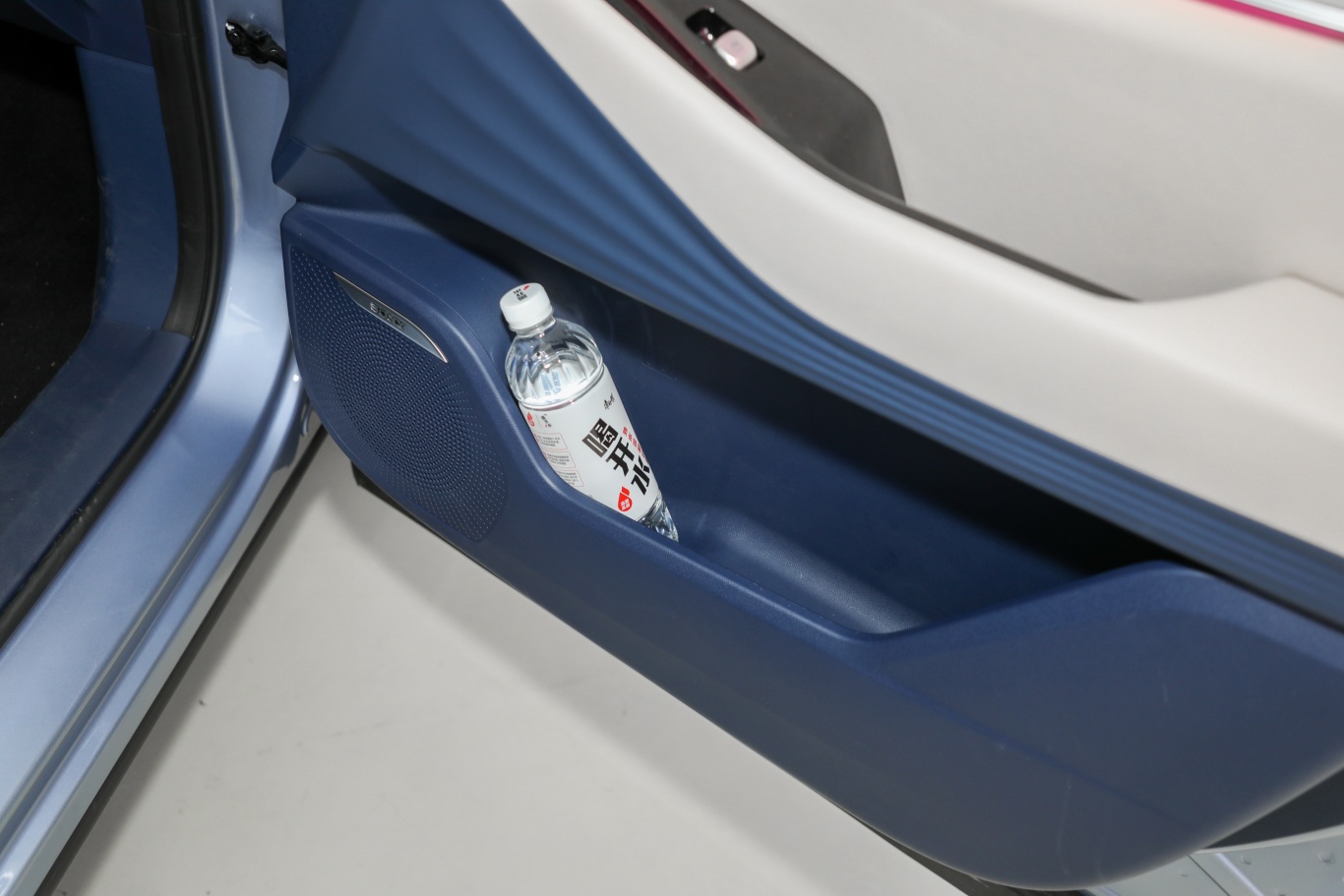 【风云T91.5T 120km 前驱长续航版旗舰型 三元锂 7座副驾驶位图片-汽车图片大全】-易车