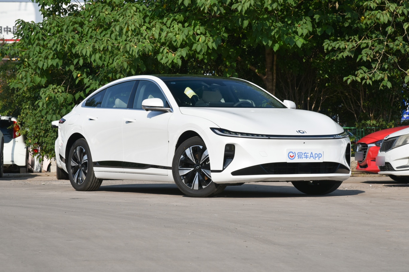 【长安启源A07纯电 真香版 515km 精英版 58.9kWh侧前45度车头向右水平图片-汽车图片大全】-易车