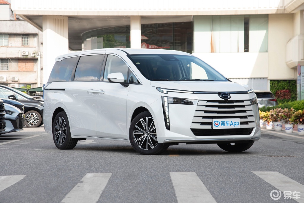 【广汽传祺传祺E82024款荣耀系列 2.0L 荣耀版】报价_图片_-参数_易车