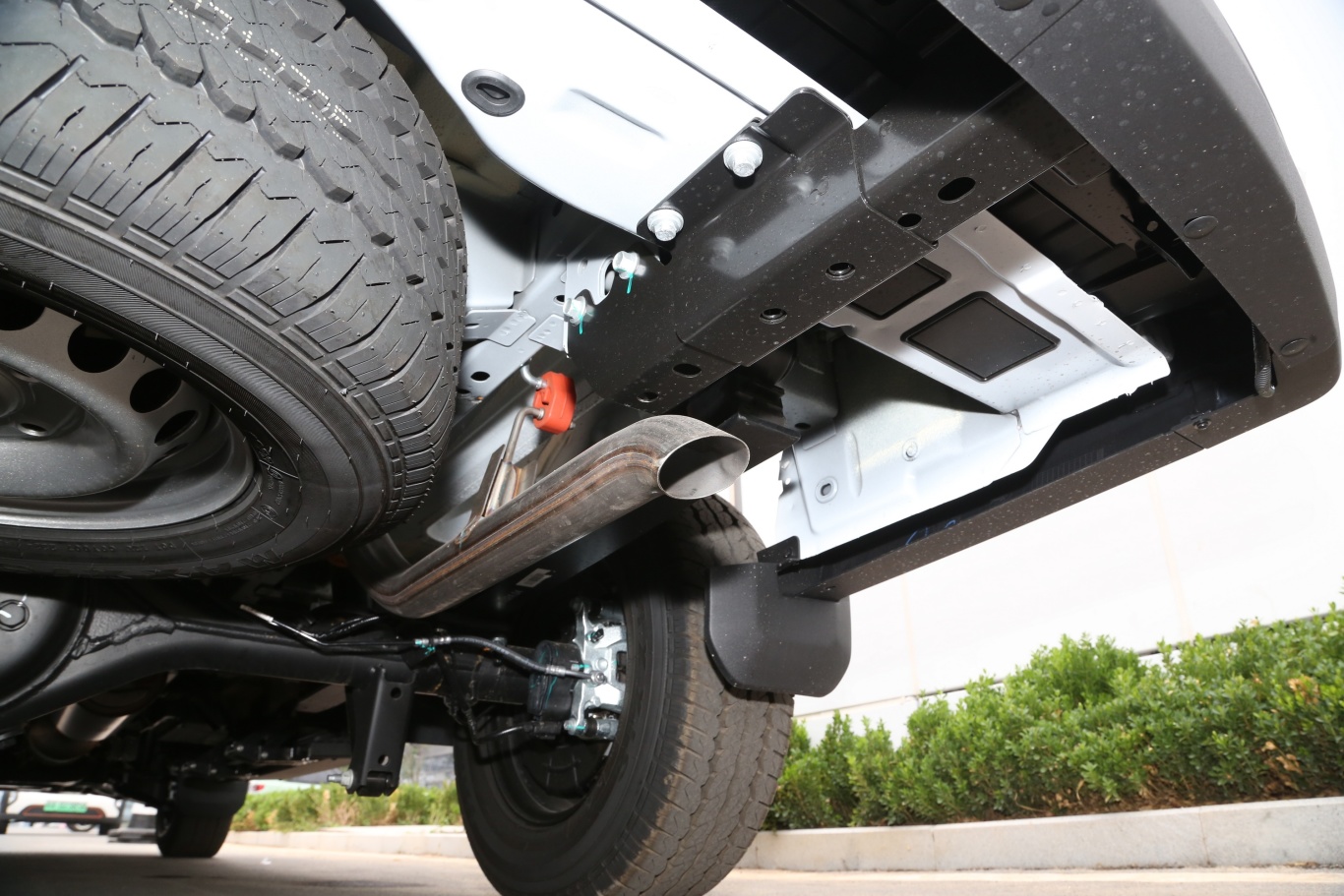 【全顺T82.3T 自动中轴中顶多功能版 6座(2+2+2)动力底盘图片-汽车图片大全】-易车