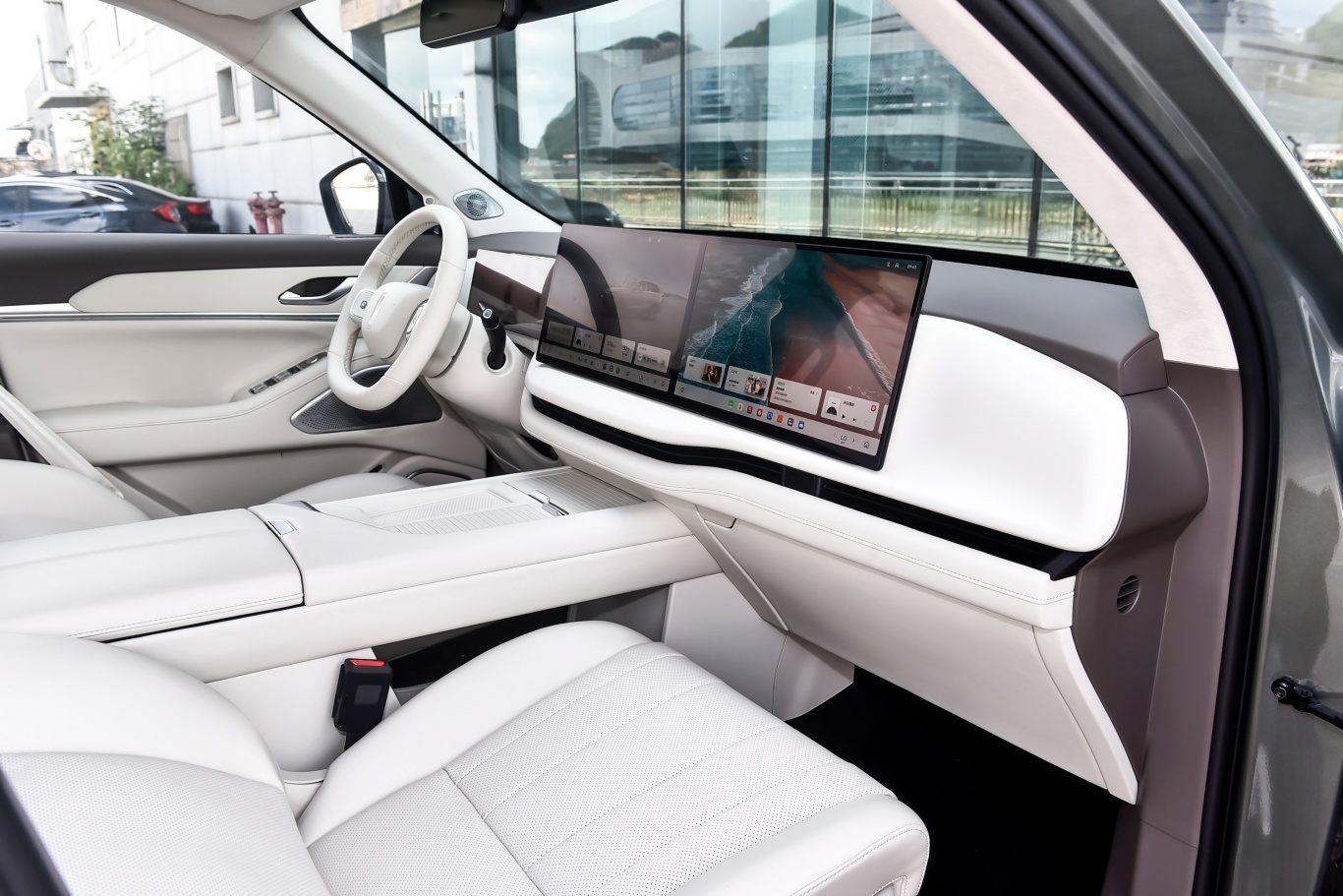 【魏牌蓝山1.5T 185km 四驱Max内饰全景副驾方向图片-汽车图片大全】-易车