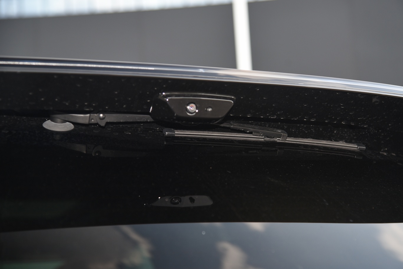 【凯迪拉克XT5轻混 2.0T 铂金型外观细节图片-汽车图片大全】-易车