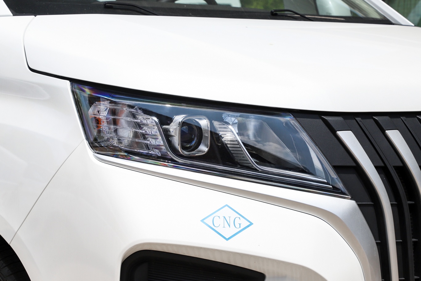 【锐胜王牌M72.0L 手动长轴精英版 7座 CNG外观灯组图片-汽车图片大全】-易车