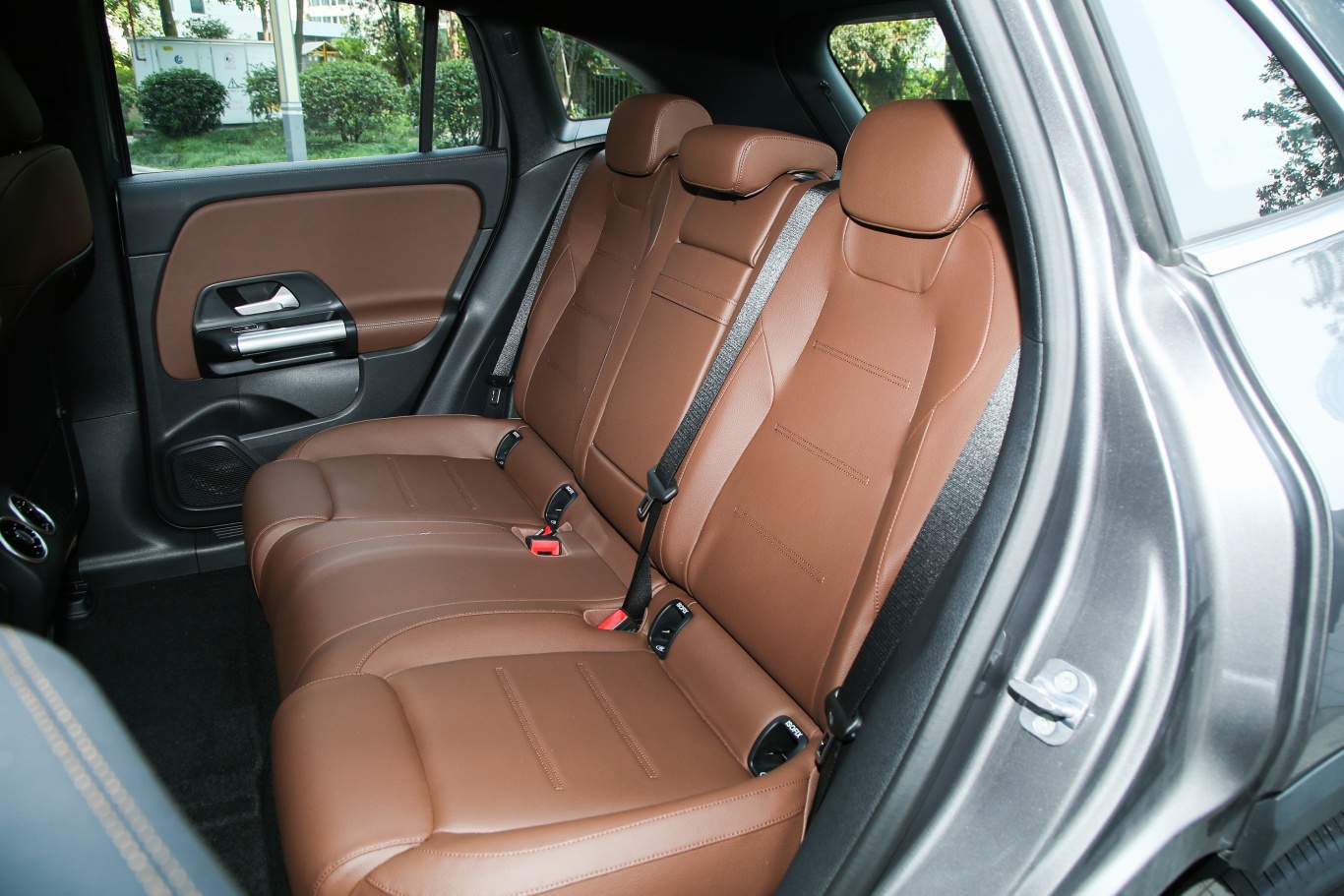 【奔驰EQAEQA 260后排座椅图片-汽车图片大全】-易车