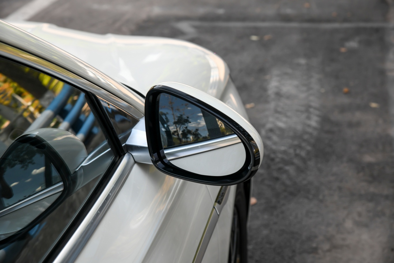 【海豹07DM-i1.5L 70km 精英型外观细节图片-汽车图片大全】-易车