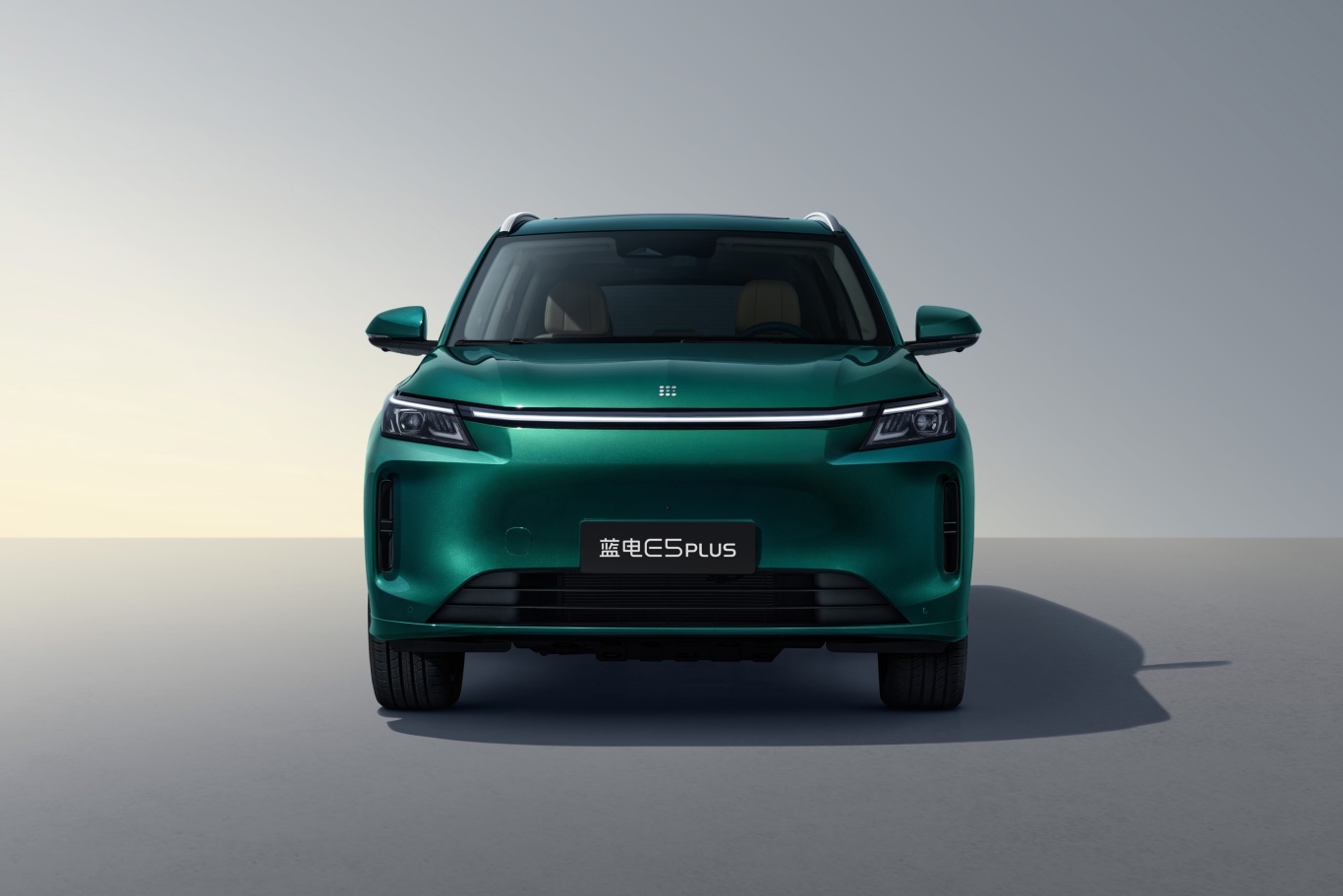 【蓝电E5 PLUS图片-汽车图片大全】-易车