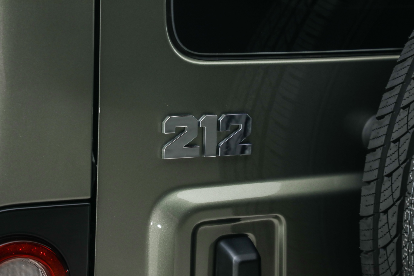 【212 T012.0T 探险家 汽油外观细节图片-汽车图片大全】-易车