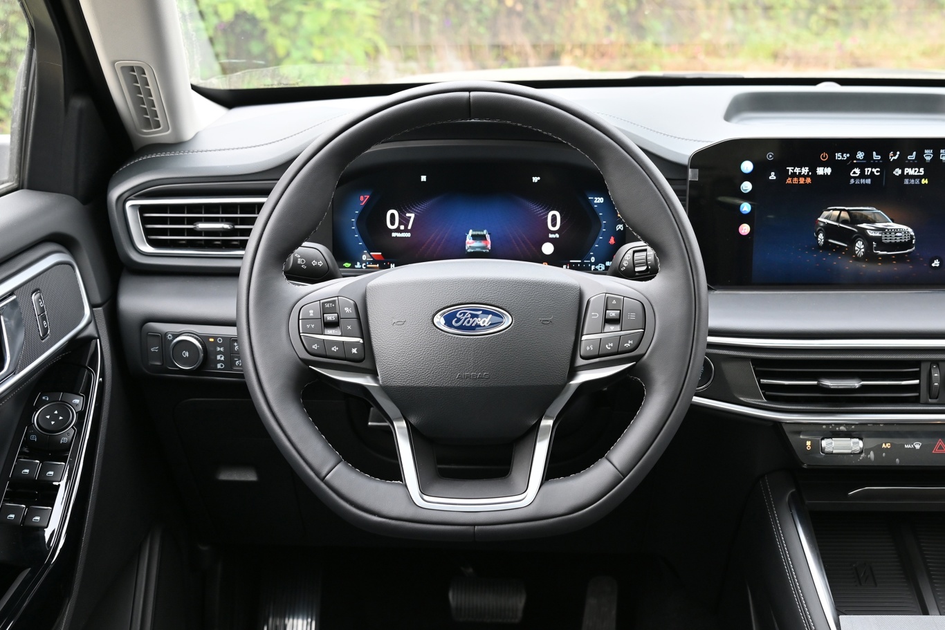 【探险者EcoBoost 285 四驱风尚plus版 6座方向盘图片-汽车图片大全】-易车